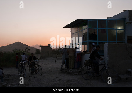 Kabul street slums Afghanistan Stock Photo - Alamy