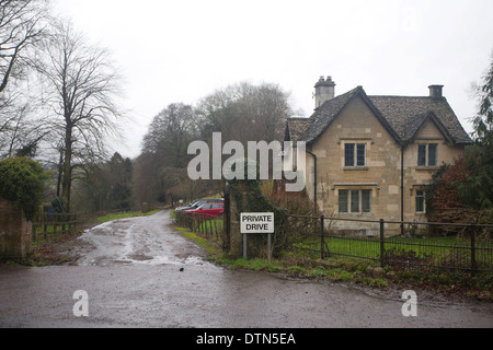 GATCOMBE PARK THE COUNTRY HOME OF PRINCESS ANNE THE PRINCESS ROYAL NEAR ...