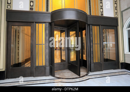 Revolving Door Corporate Office Building Entrance Stock Photo - Alamy