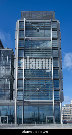 Brent Civic Centre and Wembley Library. A large modern facility, with ...