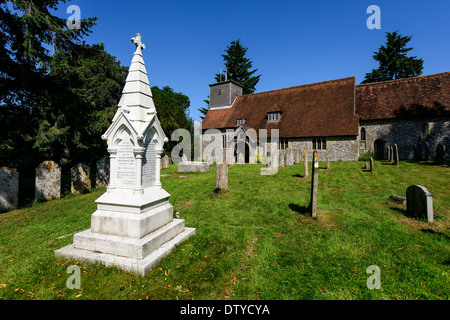 The grave of Florence Nightingale, and the Nightingale family plot, at ...