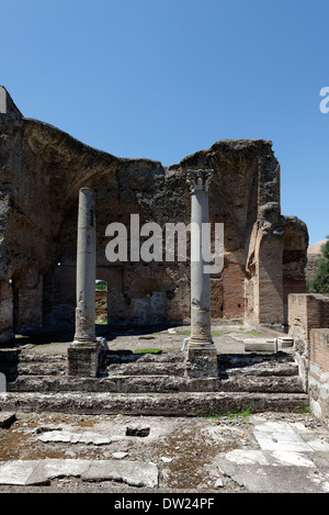 The Thermae con Heliocaminus which are oldest baths at Villa Adriana ...