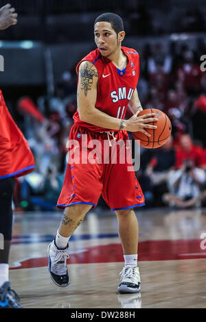 Southern Methodist Mustangs guard Nic Moore (11) shoots free throws in ...