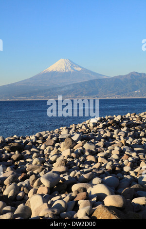 stone ridge opposite sky in autumn Stock Photo - Alamy