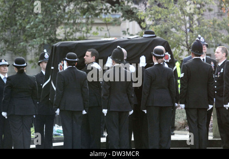 Atmosphere The funeral of PC Fiona Bone, who was killed alongside ...