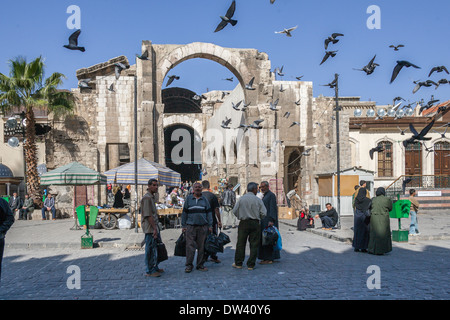 Damascus, Syria : Roman triumphal arch at one end of the Via Recta ...