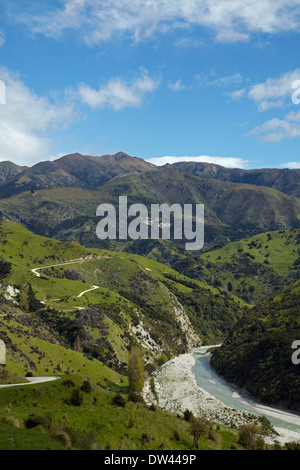 Road up Waima / Ure Valley to Sawcut Gorge, and farmland, Marlborough ...