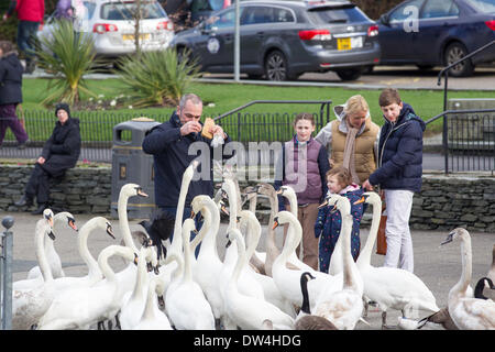 Lake Windermere, UK. 27th Feb 2013 UK Weather - Sunshine over Lake ...