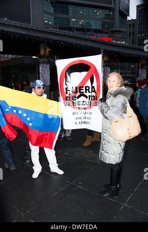 Toronto’s Venezuelan community praying for Venezuela Stock Photo - Alamy