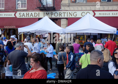 Atlantic antic street fair in Brooklyn NYC Stock Photo - Alamy