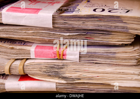 £1000 Bundles of British pounds sterling Stock Photo: 69568276 - Alamy