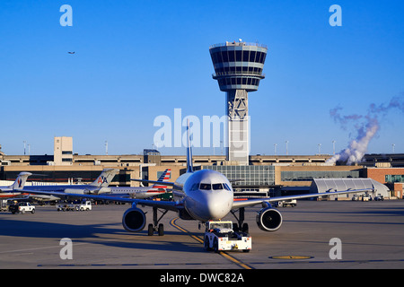 Air traffic control tower, Philadelphia International Airport Stock ...