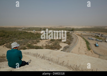 Trucks crossing Allenby bridge also known as king Hussein bridge over ...