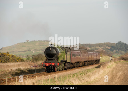 8572 Steam Train on the NNR Poppy Line Stock Photo - Alamy