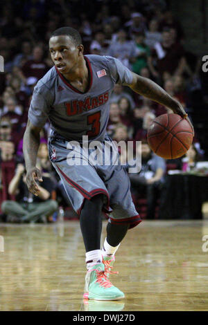 Amherst, Massachusetts, USA. 9th Mar, 2014. March 9, 2014 ...