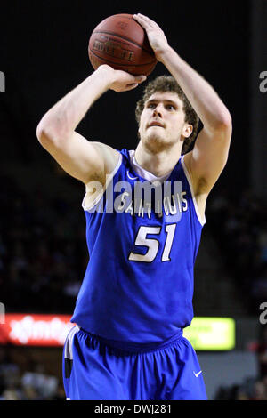 Saint Louis forward Rob Loe, right, and Saint Joseph's forward Papa ...