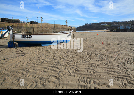 St Ives, spring harbour view, West Cornwall, England, UK Stock Photo ...