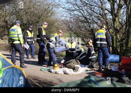 Greater Manchester Police Protester Removal Team deal with a 'lock-on ...