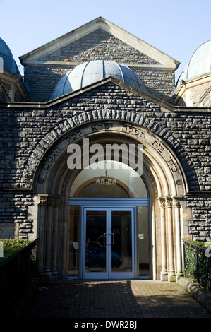 The Former Jewish Synagogue, Cathedral Road, Cardiff, Wales Stock Photo ...