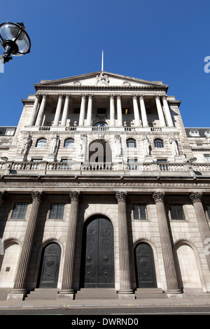 The front elevation of the Bank of England, Threadneedle Street, London ...