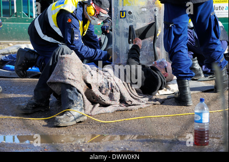 Greater Manchester Police Protester Removal Team deal with a Stock ...