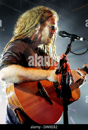 Newton Faulkner performing at Liverpool O2 Academy. Liverpool, England ...