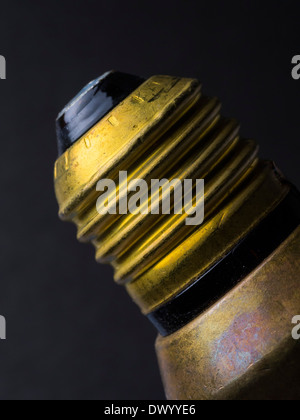 An E27 size Edison screw light bulb fitting Stock Photo - Alamy