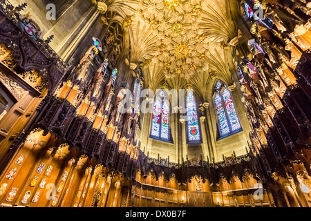 Beautiful archway in the Cathedral of Edinburgh Stock Photo - Alamy