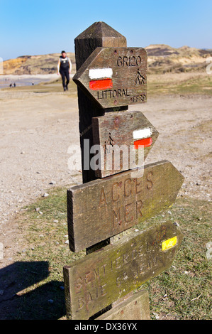 Long- distance path sign, Grande Randonnee GR120, Wimereux, Côte Opale ...