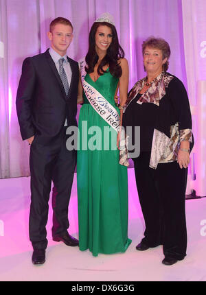 Adrienne Murphy & boyfriend Luke Kennedy attend the Miss Universe ...