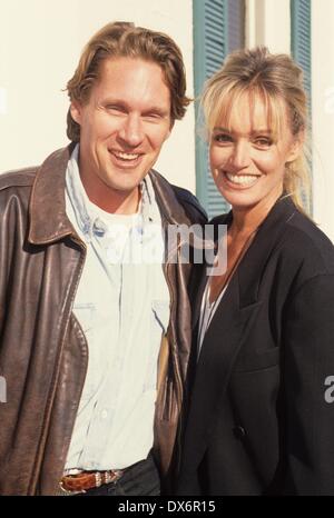 SUSAN ANTON with Jeff Lester 1993.(Credit Image: © Tom Rodriguez/Globe ...