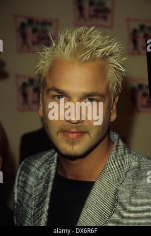 MTV Europe Music Awards 1998, Saffron aka Samantha Marie Sprackling ...