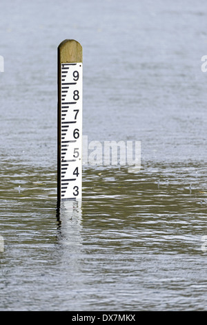 Depth marker Measure Measurement Marker Post Water River Level Flood ...