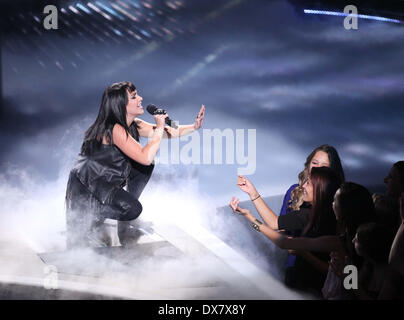 Jennel Garcia FOX'S "The X Factor" Season 2 Top 16 Live Performance ...