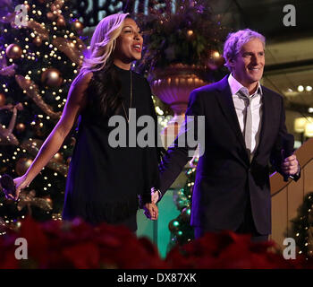 Melanie Fiona MagicSnow 10th Annual Hollywood Christmas Celebration at ...