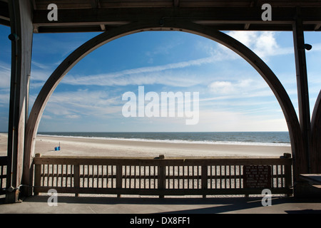 Tybee Island Pier Stock Photo - Alamy