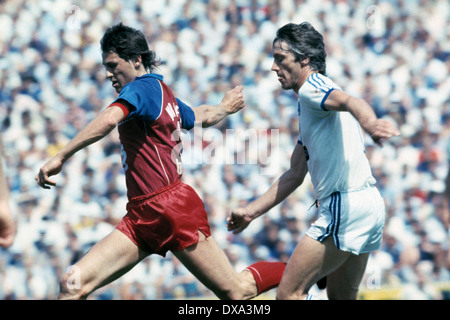 football, 1. Bundesliga, 2. Bundesliga, 1982/1983, relegation match to ...