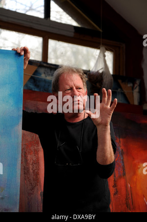 Artist David Armitage in his East Sussex studio near Lewes Stock Photo ...
