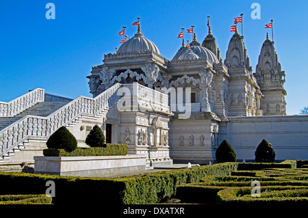 BAPS Shri Swaminarayan Mandir (the Neasden Temple), Neasden, London ...