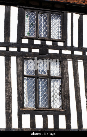 Tudor architecture with leaded windows Stock Photo - Alamy