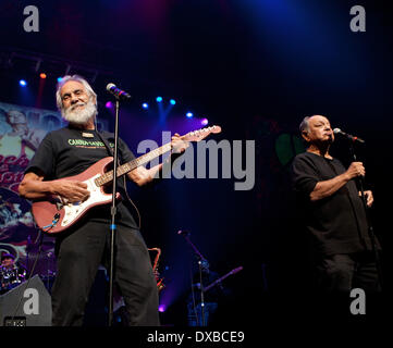 Cheech Marin, left, and Tommy Chong arrive for the world premiere of ...