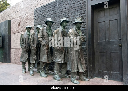 "Breadline" statue in bronze at the FDR Memorial in Washington DC, USA ...