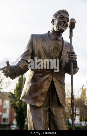 David Whitfield Singer statue outside Hull New Theatre Humberside East ...