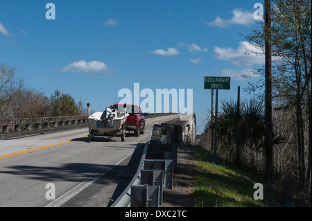 Traffic crossing the Ocklawaha River Bridge in Marion County Ocala ...