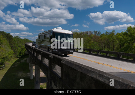 Traffic crossing the Ocklawaha River Bridge in Marion County Ocala ...