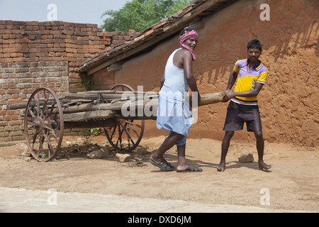 An old traditional wooden cart for transport Stock Photo - Alamy