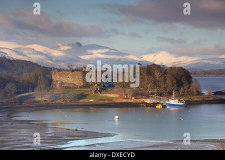 Towards Dunstaffnage castle and the Morvern Hills, Argyll Stock Photo ...