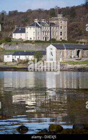 Lochnell castle, Ardmucknish bay Stock Photo - Alamy