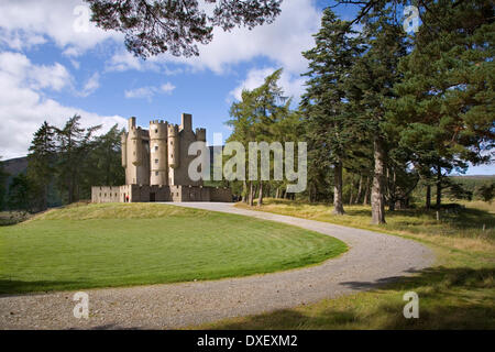 Braemar Castle Aberdeenshire Scotland Clan Farquharson curtain wall ...