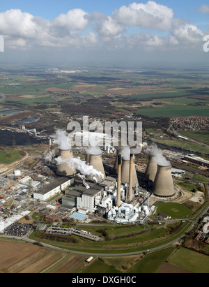 An aerial view of Ferrybridge Power Station,West Yorkshire, UK, showing ...